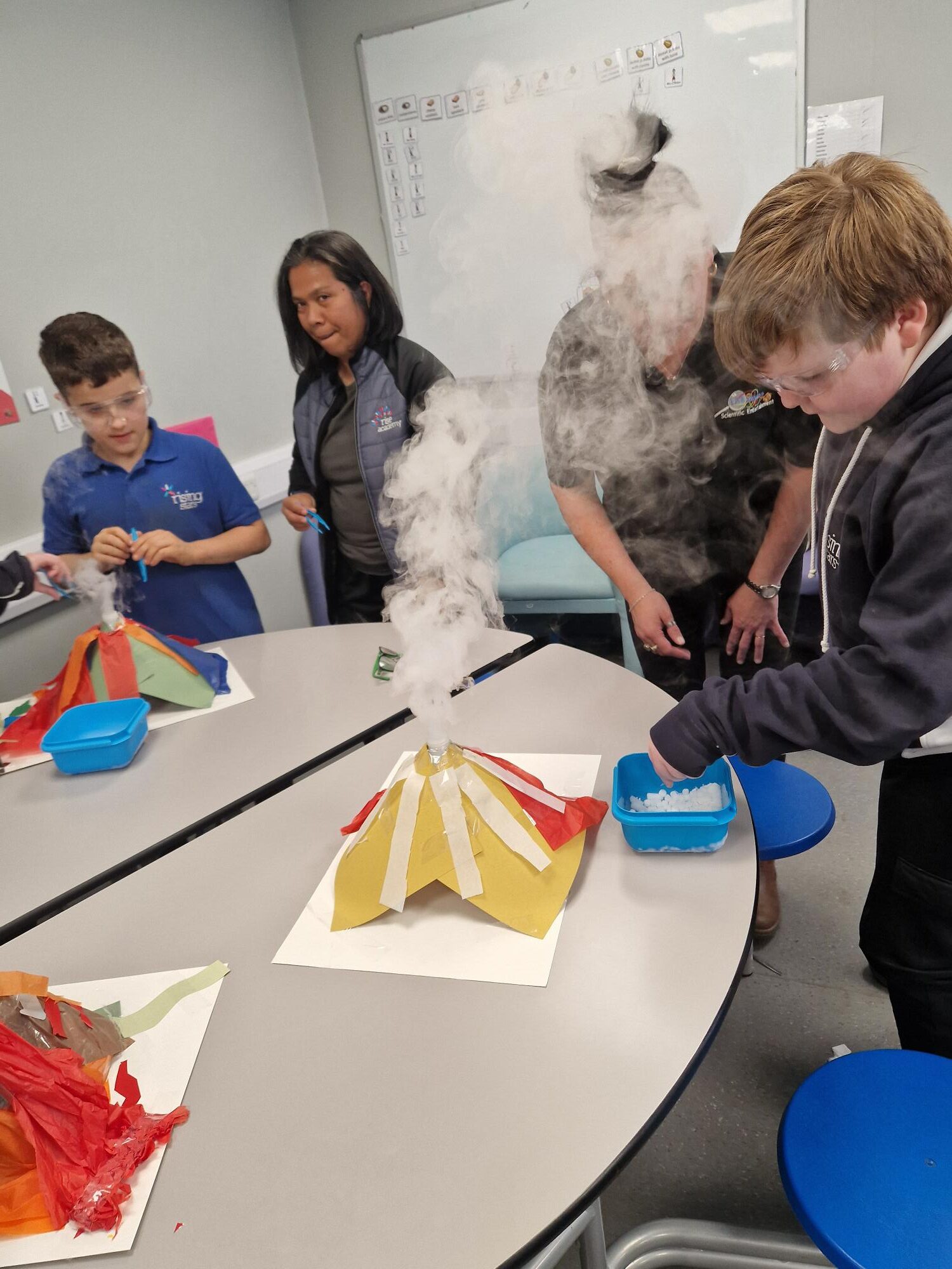 Lab Rascals Volcano Making - Rising Stars Hull
